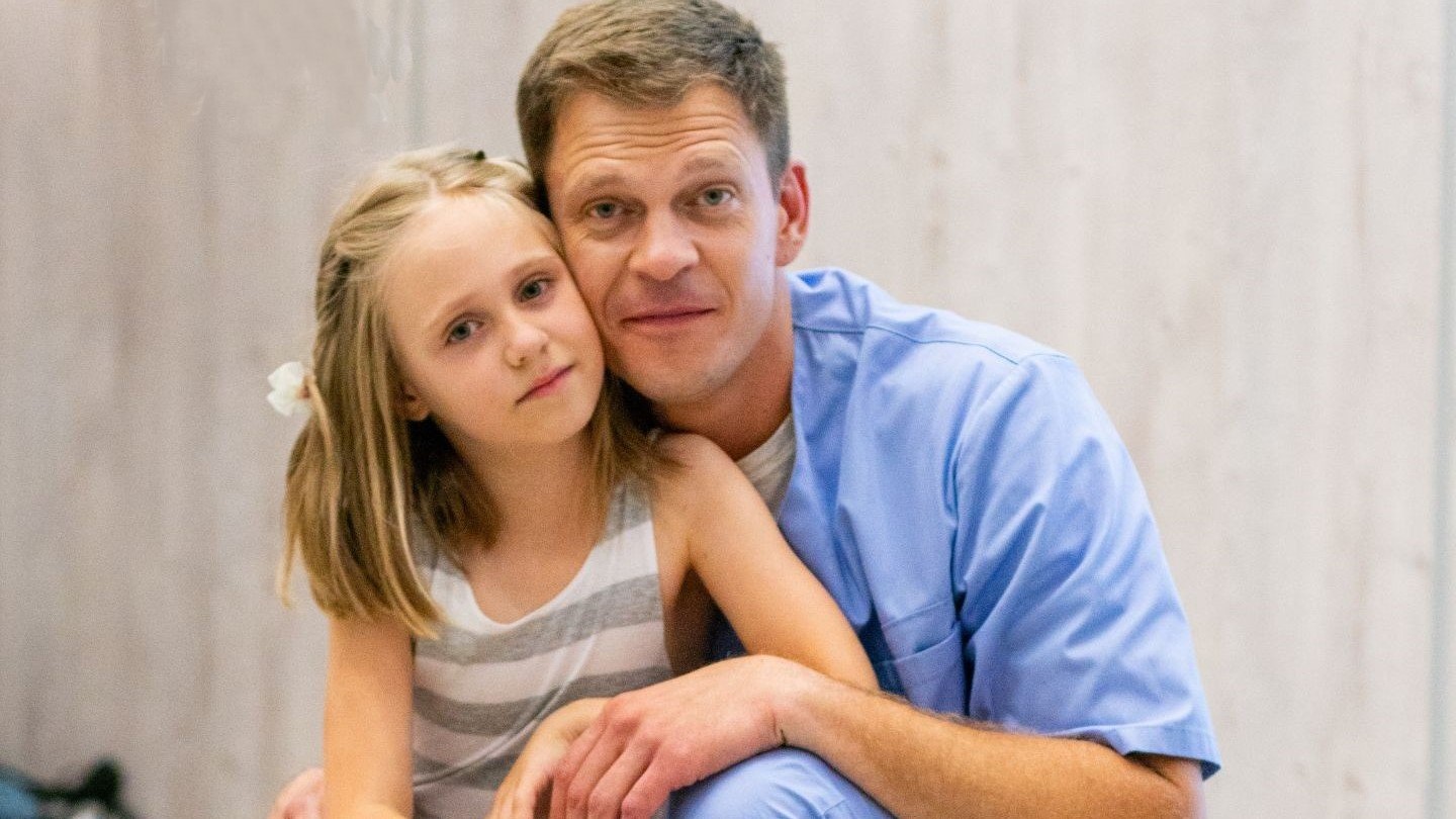 Андрій Ісаєнко та його 5-річна донька знімаються разом в серіалі ...