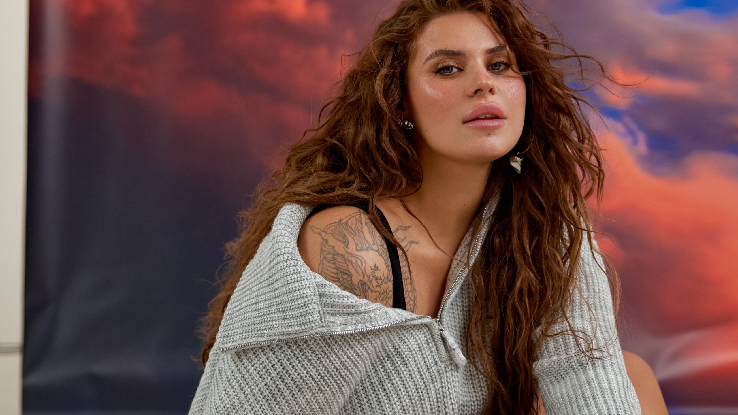 Саша Заріцька з гурту KAZKA стала співавторкою дебютної plus-size ...