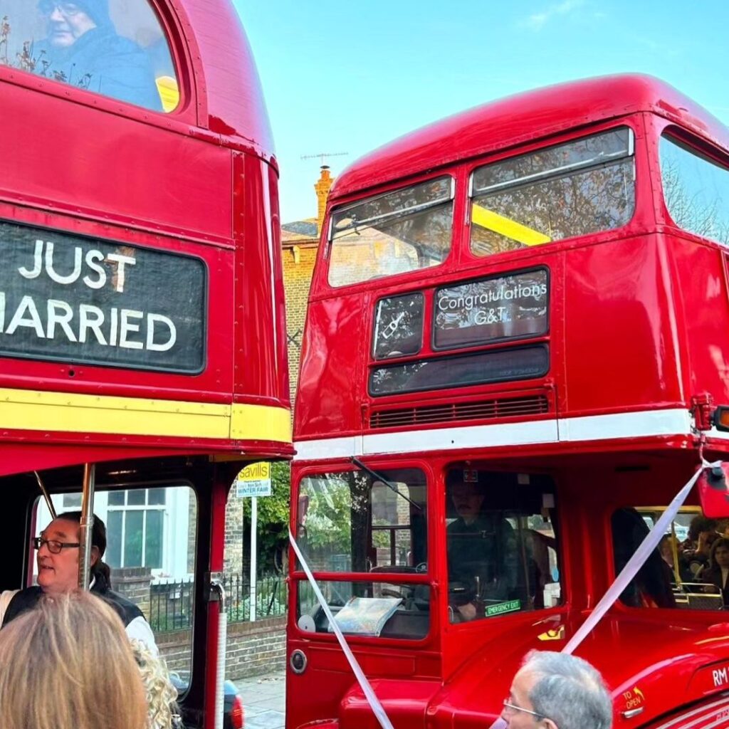 Співак Том Оделл і модель Джорджі Сомервілл одружилися: фото весілля в ...